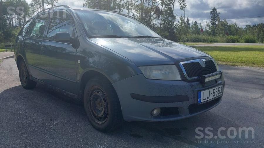 Grey Skoda Fabia 2004 in Aluksne, with an engine capacity of 1.40 L and mileage of 0 thousand km for 750 €, photo 3 on AUTOMOTO.COM.LV