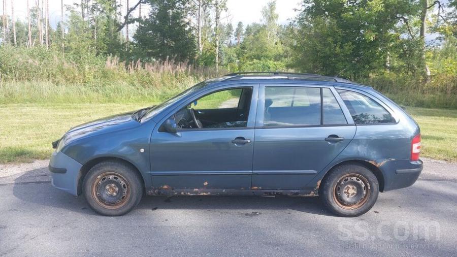 Grey Skoda Fabia 2004 in Aluksne, with an engine capacity of 1.40 L and mileage of 0 thousand km for 750 €, photo 10 on AUTOMOTO.COM.LV