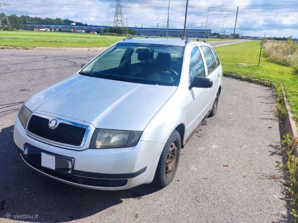 Pelēks Skoda Fabia 2004 Panevēža, ar dzinēja tilpumu 1.90 L un nobraukumu 315 tūkst. km par 370 €, foto 1 vietnē AUTOMOTO.COM.LV