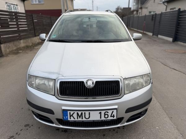 Grey Skoda Fabia 2005 in Kaunas, with an engine capacity of 1.90 L and mileage of 350 thousand km for 850 €, photo 2 on AUTOMOTO.COM.LV