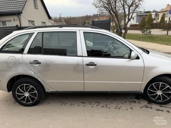 Grey Skoda Fabia 2005 in Kaunas, with an engine capacity of 1.90 L and mileage of 350 thousand km for 850 €, photo 4 on AUTOMOTO.COM.LV