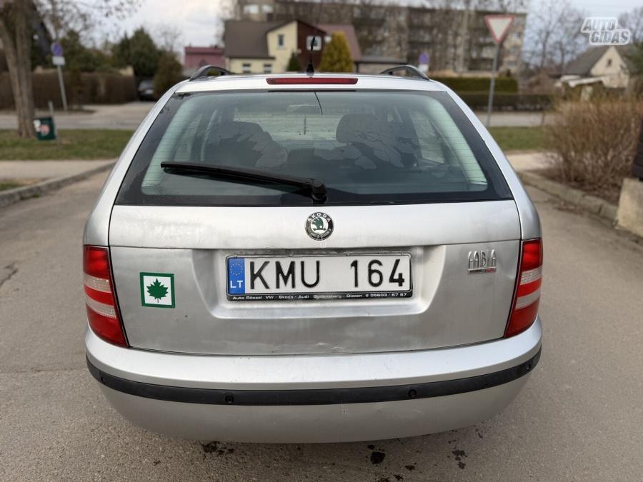 Pelēks Skoda Fabia 2005 Kauņa, ar dzinēja tilpumu 1.90 L un nobraukumu 350 tūkst. km par 850 €, foto 7 vietnē AUTOMOTO.COM.LV