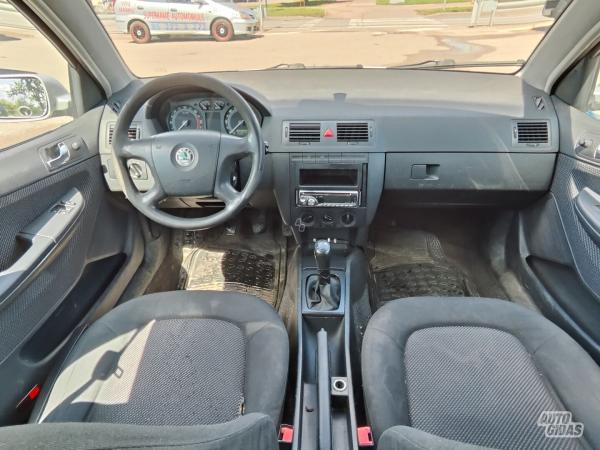 Pelēks Skoda Fabia 2006 Viļņa, ar dzinēja tilpumu 1.90 L un nobraukumu 404 tūkst. km par 340 €, foto 7 vietnē AUTOMOTO.COM.LV