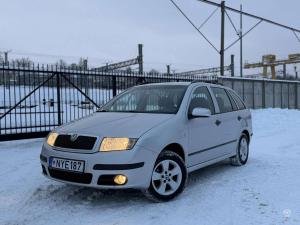 Grey Skoda Fabia 2007 in Vilnius, with an engine capacity of 1.42 L and mileage of 267 thousand km for 1950 €, photo  on AUTOMOTO.COM.LV