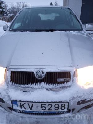 Pelēks Skoda Fabia 2007 Ludza, ar dzinēja tilpumu 1.40 L un nobraukumu 370 tūkst. km par 890 €, foto 5 vietnē AUTOMOTO.COM.LV