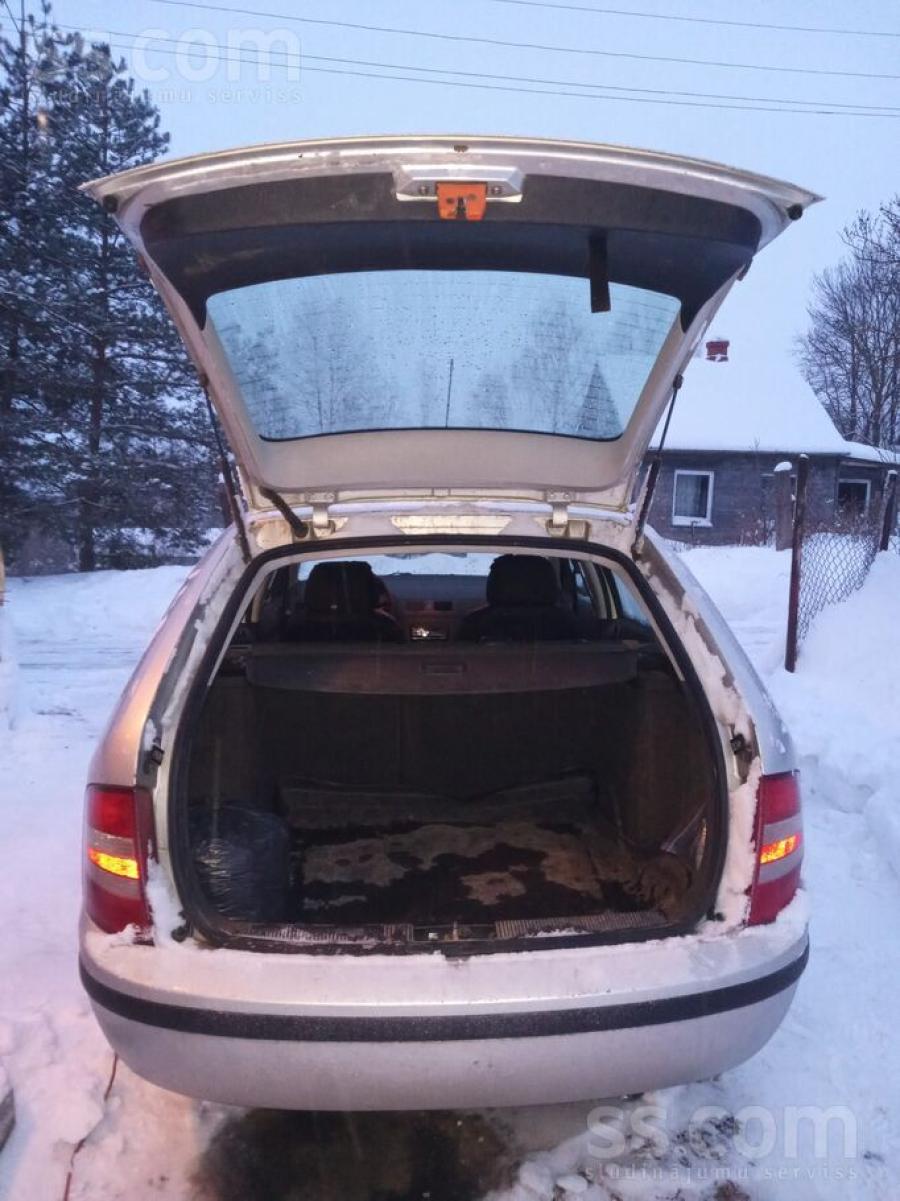 Pelēks Skoda Fabia 2007 Ludza, ar dzinēja tilpumu 1.40 L un nobraukumu 370 tūkst. km par 890 €, foto 14 vietnē AUTOMOTO.COM.LV