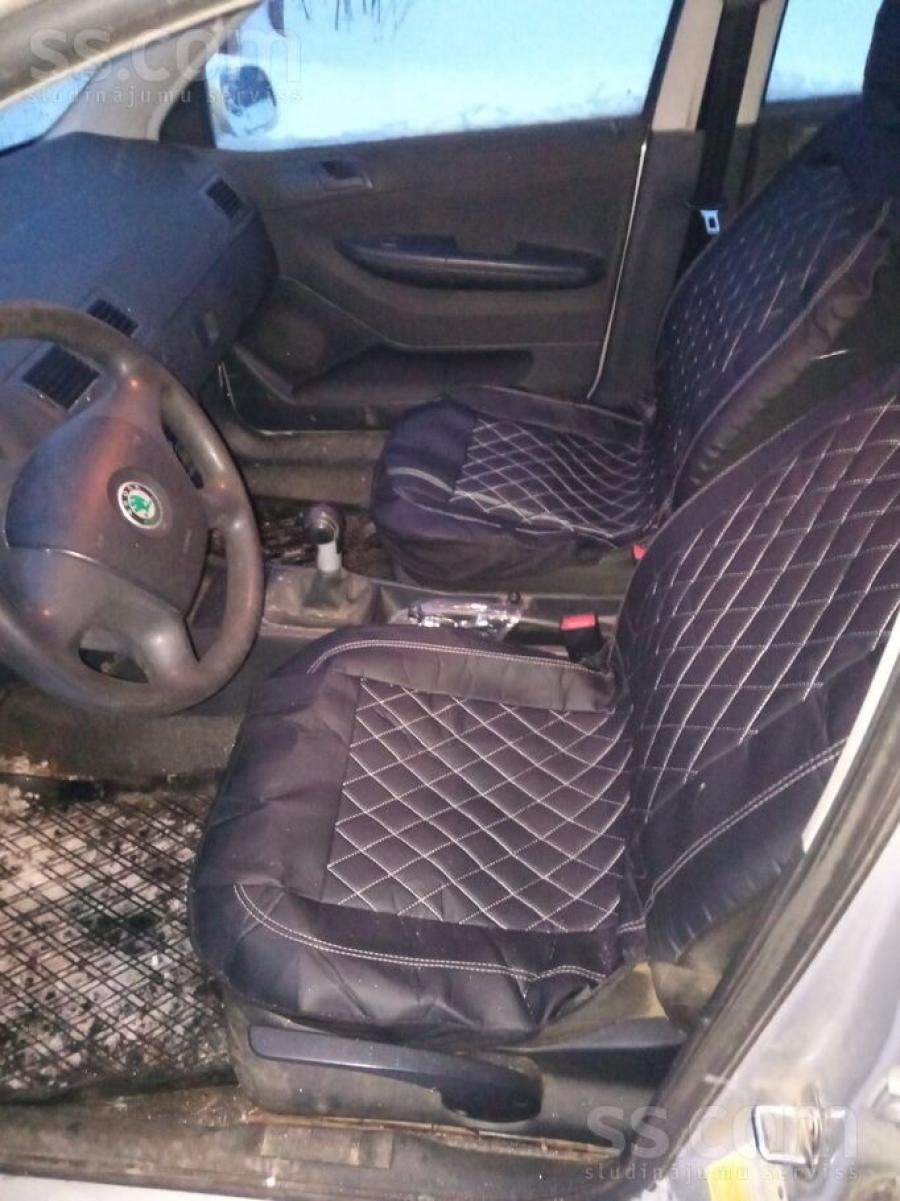 Pelēks Skoda Fabia 2007 Ludza, ar dzinēja tilpumu 1.40 L un nobraukumu 370 tūkst. km par 890 €, foto 21 vietnē AUTOMOTO.COM.LV
