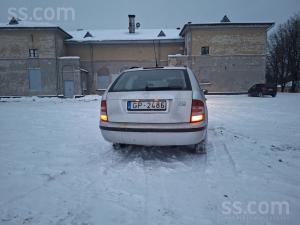 Серый Шкода Фабия 2007 в Салдус, объемом двигателя 1.20 л и пробегом 400 тыс. км за 990 €, фото 7 на AUTOMOTO.COM.LV
