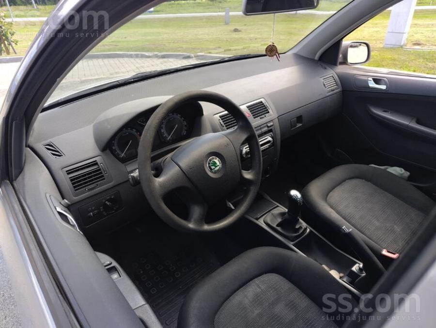 Pelēks Skoda Fabia 2007 Rīga, ar dzinēja tilpumu 1.40 L un nobraukumu 190 tūkst. km par 900 €, foto 7 vietnē AUTOMOTO.COM.LV