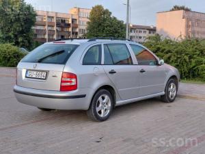 Pelēks Skoda Fabia 2007 Rīga, ar dzinēja tilpumu 1.20 L un nobraukumu 187 tūkst. km par 1300 €, foto 5 vietnē AUTOMOTO.COM.LV