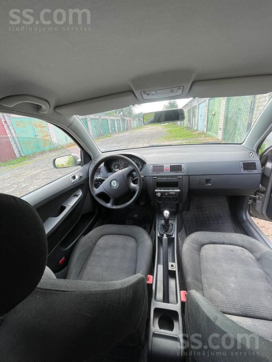 Grey Skoda Fabia 2007 in Riga, with an engine capacity of 1.20 L and mileage of 211 thousand km for 1050 €, photo 6 on AUTOMOTO.COM.LV