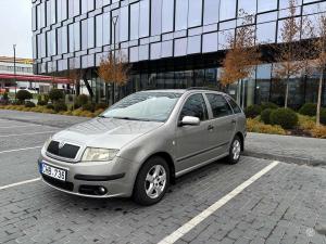 Pelēks Skoda Fabia 2007 Viļņa, ar dzinēja tilpumu 1.39 L un nobraukumu 109 tūkst. km par 1990 €, foto 1 vietnē AUTOMOTO.COM.LV