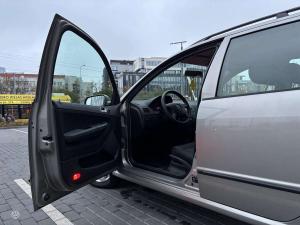 Pelēks Skoda Fabia 2007 Viļņa, ar dzinēja tilpumu 1.39 L un nobraukumu 109 tūkst. km par 1990 €, foto 14 vietnē AUTOMOTO.COM.LV