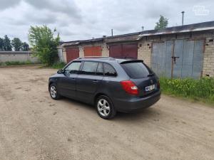Pelēks Skoda Fabia 2008 Ukmergė, ar dzinēja tilpumu 1.90 L un nobraukumu 378 tūkst. km par 1750 €, foto 6 vietnē AUTOMOTO.COM.LV