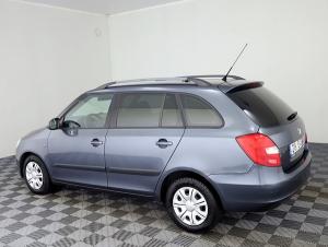 Pelēks Skoda Fabia 2008 Tallina, ar dzinēja tilpumu 1.20 L un nobraukumu 269 tūkst. km par 1399 €, foto 5 vietnē AUTOMOTO.COM.LV