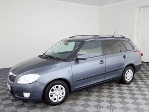 Pelēks Skoda Fabia 2008 Tallina, ar dzinēja tilpumu 1.20 L un nobraukumu 269 tūkst. km par 1399 €, foto 10 vietnē AUTOMOTO.COM.LV