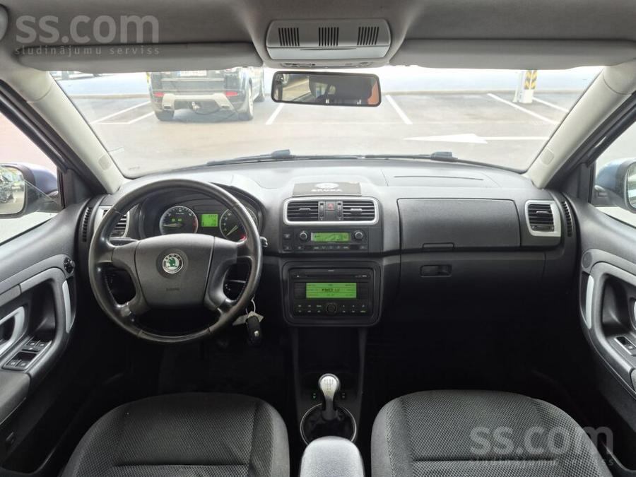 Grey Skoda Fabia 2008 in Riga, with an engine capacity of 1.40 L and mileage of 320 thousand km for 1500 €, photo 6 on AUTOMOTO.COM.LV