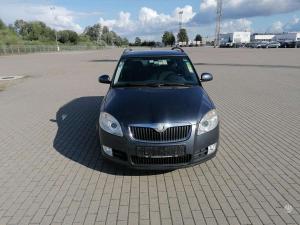Grey Skoda Fabia 2008 in Marijampole, with an engine capacity of 1.60 L and mileage of 218 thousand km for 1450 €, photo 13 on AUTOMOTO.COM.LV