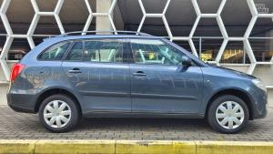 Grey Skoda Fabia 2008 in Vilnius, with an engine capacity of 1.60 L and mileage of 222 thousand km for 1999 €, photo 5 on AUTOMOTO.COM.LV