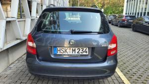 Grey Skoda Fabia 2008 in Vilnius, with an engine capacity of 1.60 L and mileage of 222 thousand km for 1999 €, photo 9 on AUTOMOTO.COM.LV
