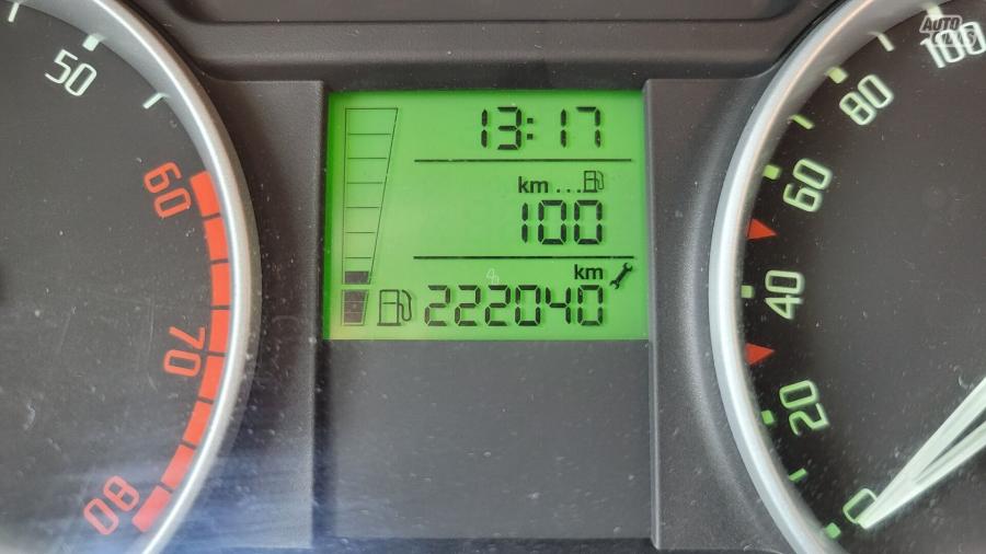 Grey Skoda Fabia 2008 in Vilnius, with an engine capacity of 1.60 L and mileage of 222 thousand km for 1999 €, photo 22 on AUTOMOTO.COM.LV