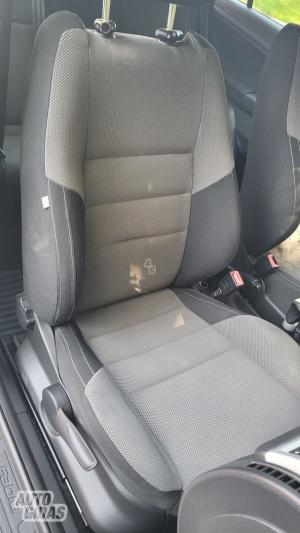 Grey Skoda Fabia 2008 in Vilnius, with an engine capacity of 1.60 L and mileage of 222 thousand km for 1999 €, photo 27 on AUTOMOTO.COM.LV