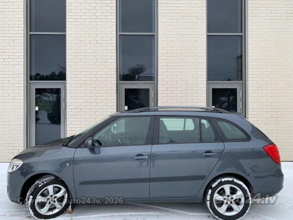Pelēks Skoda Fabia 2009 Tartu, ar dzinēja tilpumu 1.90 L un nobraukumu 263 tūkst. km par 3490 €, foto 2 vietnē AUTOMOTO.COM.LV