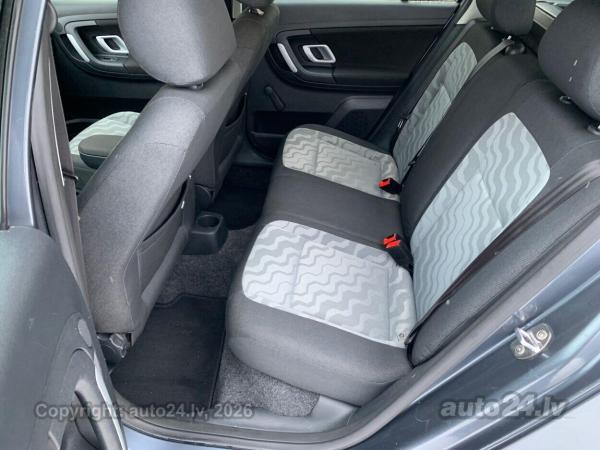 Grey Skoda Fabia 2009 in Tartu, with an engine capacity of 1.90 L and mileage of 263 thousand km for 3490 €, photo 11 on AUTOMOTO.COM.LV