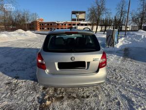 Grey Skoda Fabia 2009 in Siauliai, with an engine capacity of 1.40 L and mileage of 340 thousand km for 1550 €, photo 4 on AUTOMOTO.COM.LV