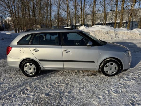 Grey Skoda Fabia 2009 in Siauliai, with an engine capacity of 1.40 L and mileage of 340 thousand km for 1550 €, photo 6 on AUTOMOTO.COM.LV