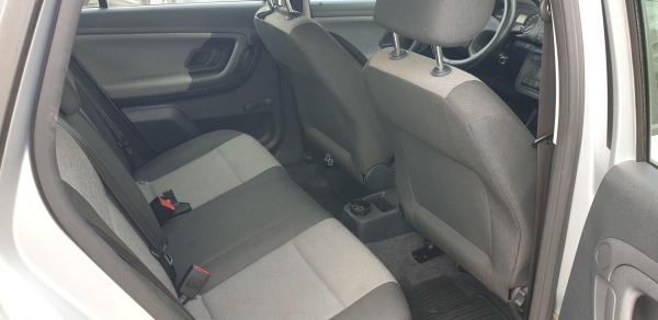 Grey Skoda Fabia 2009 in Kedainiai, with an engine capacity of 1.40 L and mileage of 206 thousand km for 2100 €, photo 10 on AUTOMOTO.COM.LV