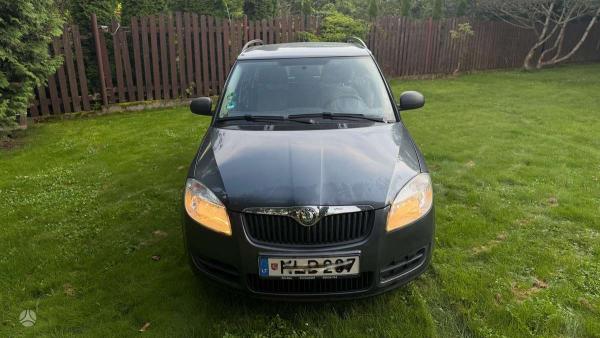 Pelēks Skoda Fabia 2009 Viļņa, ar dzinēja tilpumu 1.20 L un nobraukumu 236 tūkst. km par 1350 €, foto 2 vietnē AUTOMOTO.COM.LV