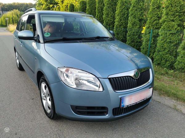 Pelēks Skoda Fabia 2009 Kauņa, ar dzinēja tilpumu 1.39 L un nobraukumu 77 tūkst. km par 3999 €, foto 10 vietnē AUTOMOTO.COM.LV