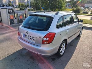 Серый Шкода Фабия 2009 в Алитус, объемом двигателя 1.40 л и пробегом 254 тыс. км за 1400 €, фото 6 на AUTOMOTO.COM.LV