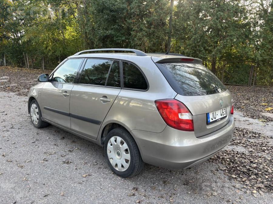 Серый Шкода Фабия 2009 в Огре, объемом двигателя 1.90 л и пробегом 338 тыс. км за 1150 €, фото 7 на AUTOMOTO.COM.LV