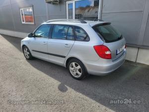Pelēks Skoda Fabia 2010 Tallina, ar dzinēja tilpumu 1.20 L un nobraukumu 328 tūkst. km par 1550 €, foto 3 vietnē AUTOMOTO.COM.LV