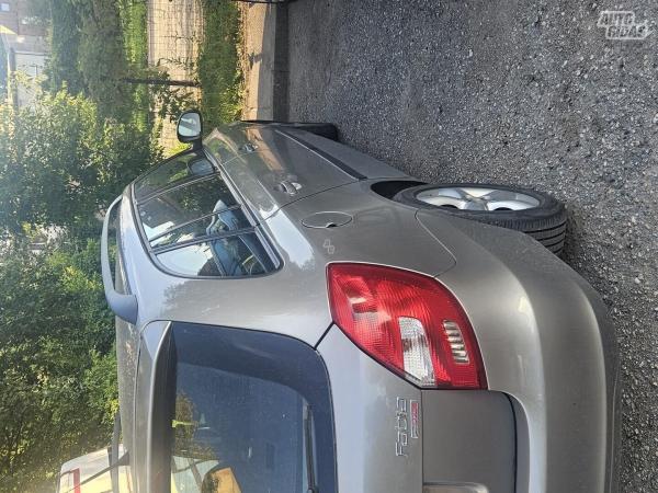 Pelēks Skoda Fabia 2010 Kauņa, ar dzinēja tilpumu 1.90 L un nobraukumu 221 tūkst. km par 2800 €, foto 9 vietnē AUTOMOTO.COM.LV