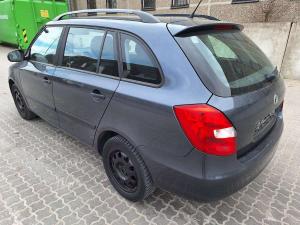 Pelēks Skoda Fabia 2010 Telšiai, ar dzinēja tilpumu 1.40 L un nobraukumu 145 tūkst. km par 2499 €, foto  vietnē AUTOMOTO.COM.LV