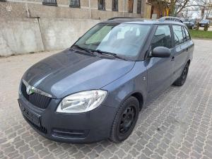 Серый Шкода Фабия 2010 в Тельшяй, объемом двигателя 1.40 л и пробегом 145 тыс. км за 2499 €, фото 3 на AUTOMOTO.COM.LV