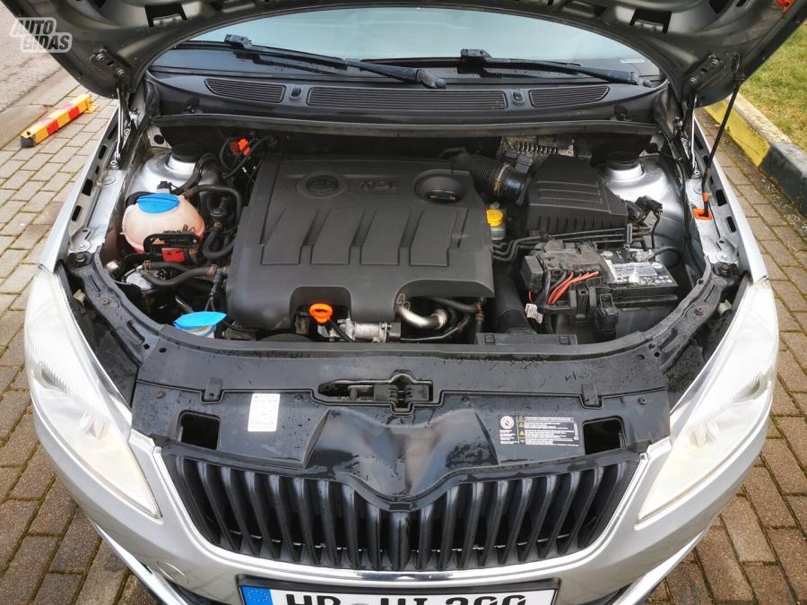 Pelēks Skoda Fabia 2011 Klaipėda, ar dzinēja tilpumu 1.60 L un nobraukumu 177 tūkst. km par 3190 €, foto 29 vietnē AUTOMOTO.COM.LV