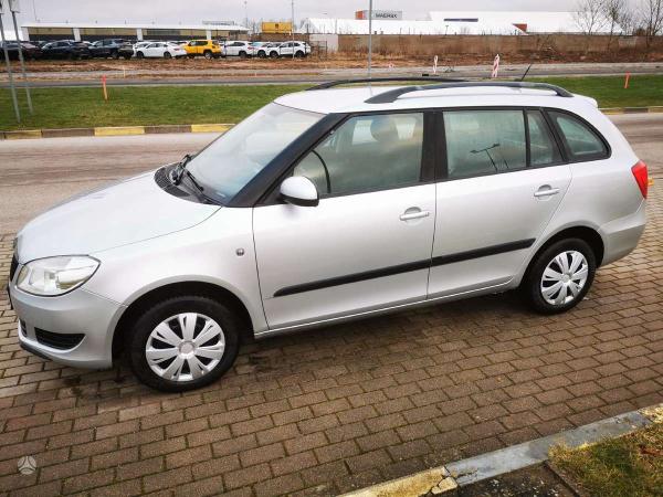 Grey Skoda Fabia 2011 in Klaipeda, with an engine capacity of 1.60 L and mileage of 177 thousand km for 3190 €, photo 7 on AUTOMOTO.COM.LV