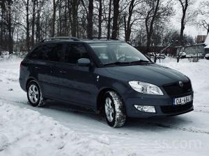 Pelēks Skoda Fabia 2011 Tukums, ar dzinēja tilpumu 1.20 L un nobraukumu 292 tūkst. km par 2900 €, foto 2 vietnē AUTOMOTO.COM.LV
