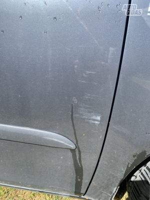 Grey Skoda Fabia 2011 in Lazdijai, with an engine capacity of 1.20 L and mileage of 172 thousand km for 3599 €, photo 19 on AUTOMOTO.COM.LV