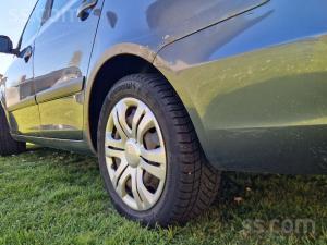 Pelēks Skoda Fabia 2011 Jelgava, ar dzinēja tilpumu 1.20 L un nobraukumu 166 tūkst. km par 2300 €, foto 14 vietnē AUTOMOTO.COM.LV