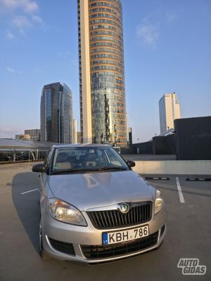 Grey Skoda Fabia 2011 in Vilnius, with an engine capacity of 1.60 L and mileage of 199 thousand km for 2300 €, photo  on AUTOMOTO.COM.LV