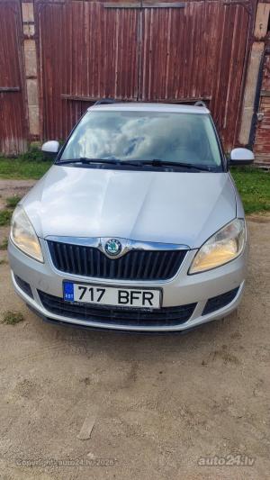 Pelēks Skoda Fabia 2011 Tallina, ar dzinēja tilpumu 1.20 L un nobraukumu 0 tūkst. km par 1900 €, foto  vietnē AUTOMOTO.COM.LV