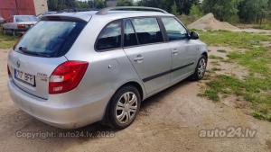 Grey Skoda Fabia 2011 in Tallinn, with an engine capacity of 1.20 L and mileage of 0 thousand km for 1900 €, photo 3 on AUTOMOTO.COM.LV
