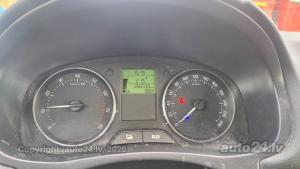 Grey Skoda Fabia 2011 in Tallinn, with an engine capacity of 1.20 L and mileage of 0 thousand km for 1900 €, photo 7 on AUTOMOTO.COM.LV