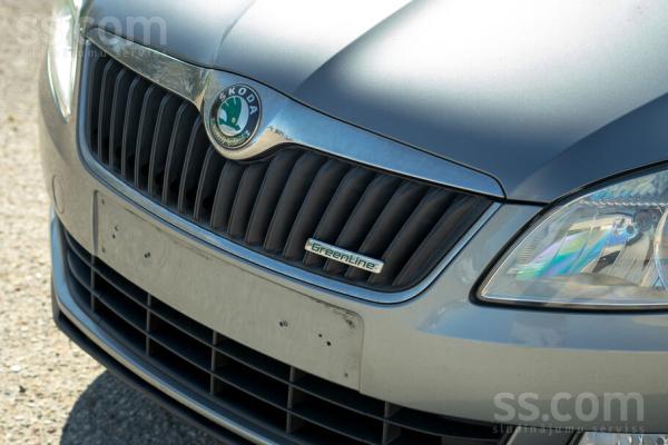 Pelēks Skoda Fabia 2012 Liepāja, ar dzinēja tilpumu 1.20 L un nobraukumu 295 tūkst. km par 3950 €, foto 7 vietnē AUTOMOTO.COM.LV