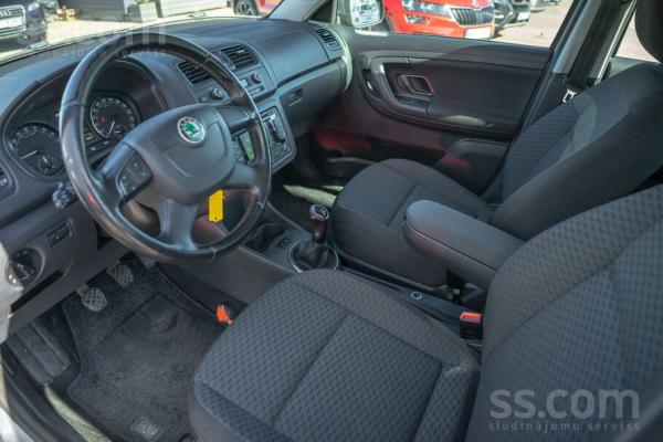 Pelēks Skoda Fabia 2012 Liepāja, ar dzinēja tilpumu 1.20 L un nobraukumu 295 tūkst. km par 3950 €, foto 10 vietnē AUTOMOTO.COM.LV